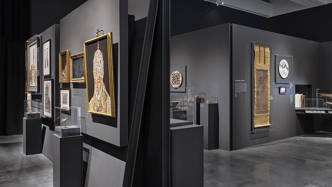 An Exhibition Goes Beyond the White Cube into Dark Territory ...