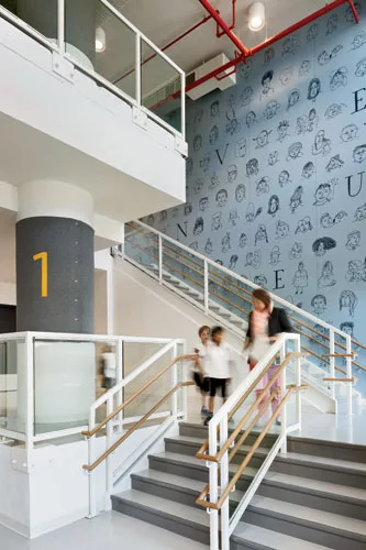 Avenues The World School Logo