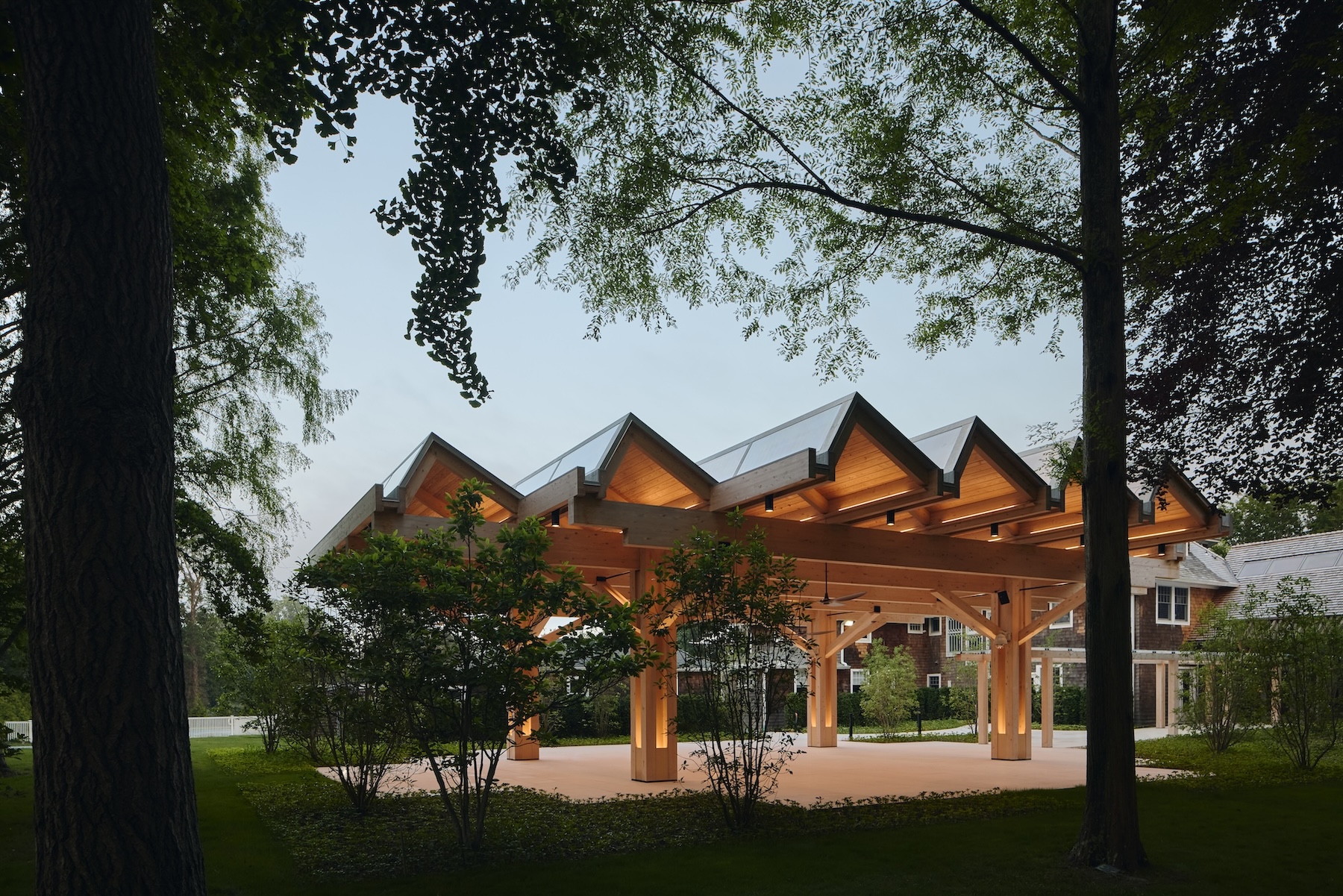 Dattner Architects Completes an Arboreal Pavilion for the Jewish Center ...